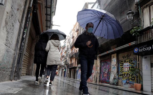 Snow and rain in Valencia | Rare phenomenon brings snow to Valencia and ...