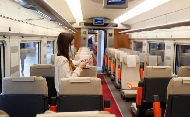 Renfe estudia adelantar los primeros viajes del AVLO, su AVE low cost ...
